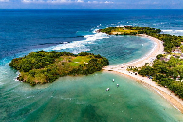 Circuit Merveilles Indonésienne : Bali, Java, Célèbes + ext Balnéaire à Nusa Dua 5* - Limité à ...